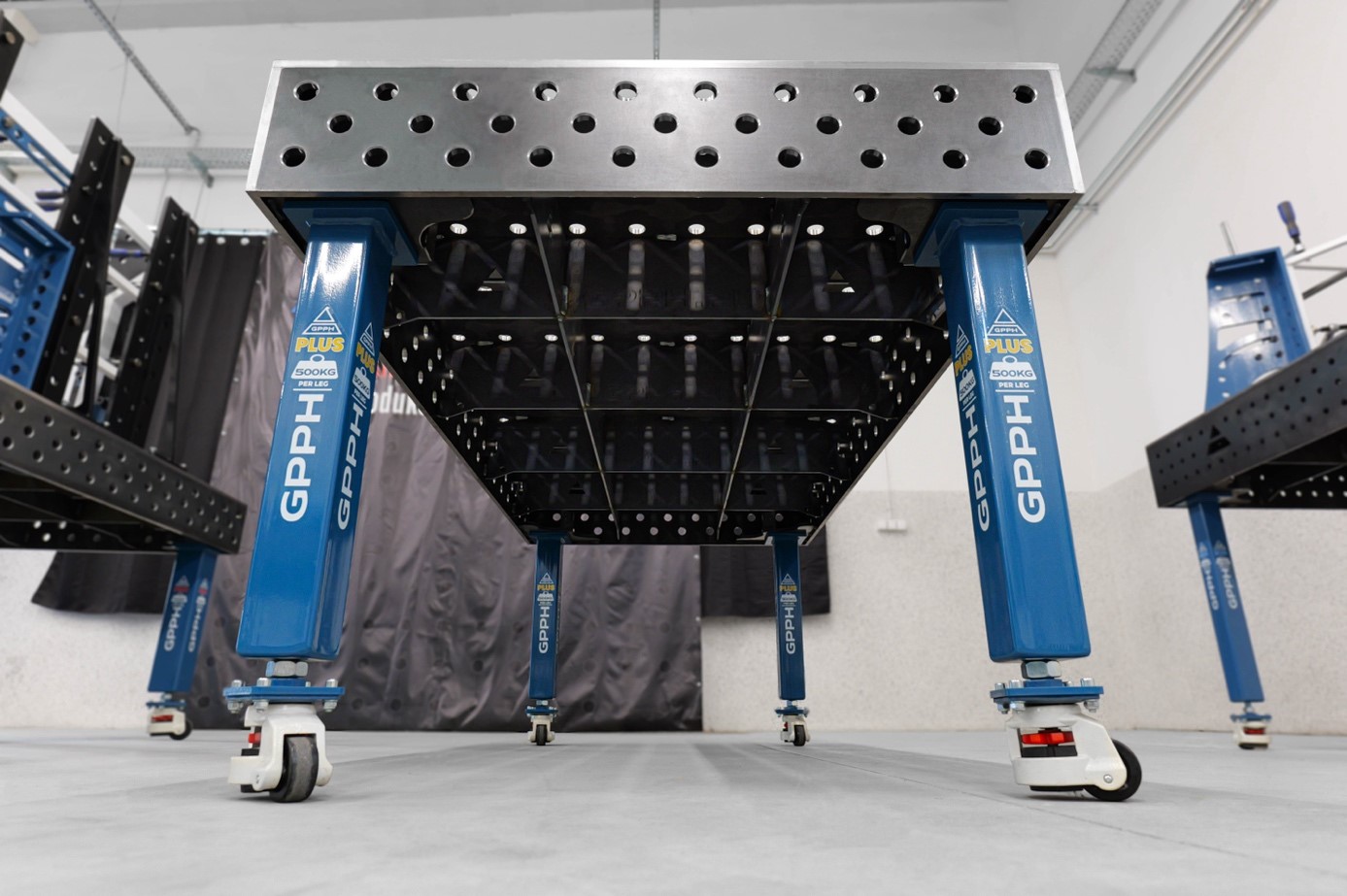 How to properly set up a welding table for work - Welding tables, GPPH ...